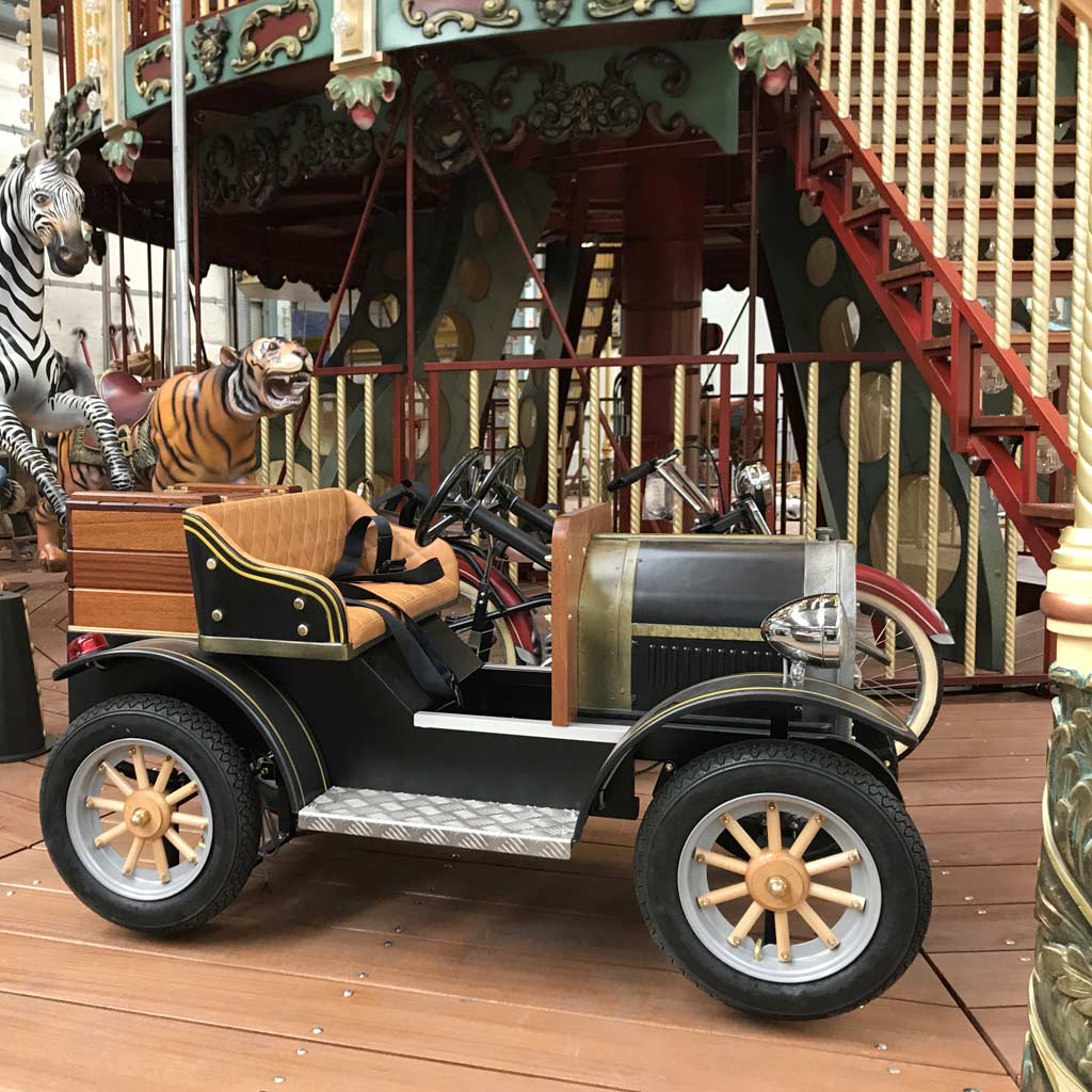 Concept1900 - Jules Verne Merry-go-round